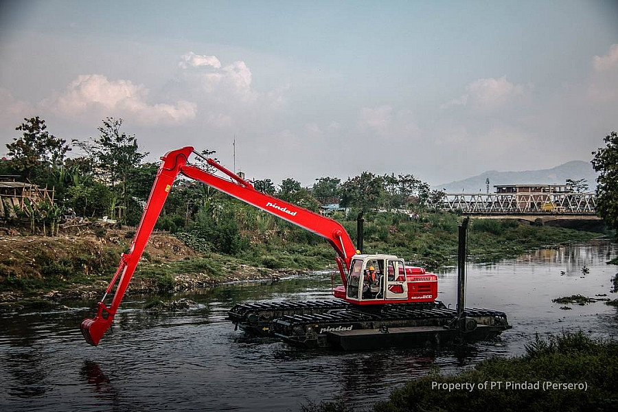 Excava 200 Amphibious Merdeka Dengan Segala Jenis Medan, Check ...