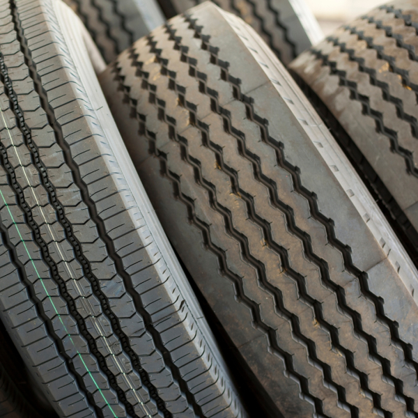 5 Faktor yang Mempengaruhi Harga Ban Truk dan Bus: Analisis dan ...